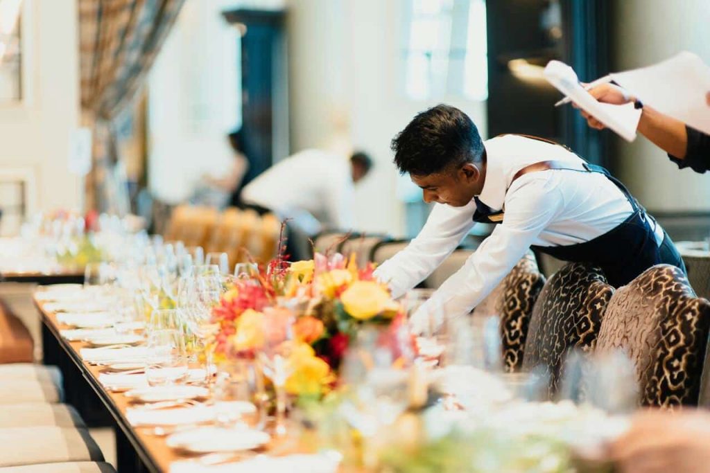 Spanish for Hospitality: Essential Vocabulary and Phrases